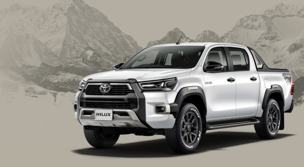 トヨタハイラックス特別仕様車Z“Revo ROCCO Edition”477万円でトライトンと当てて来た | カードラネット