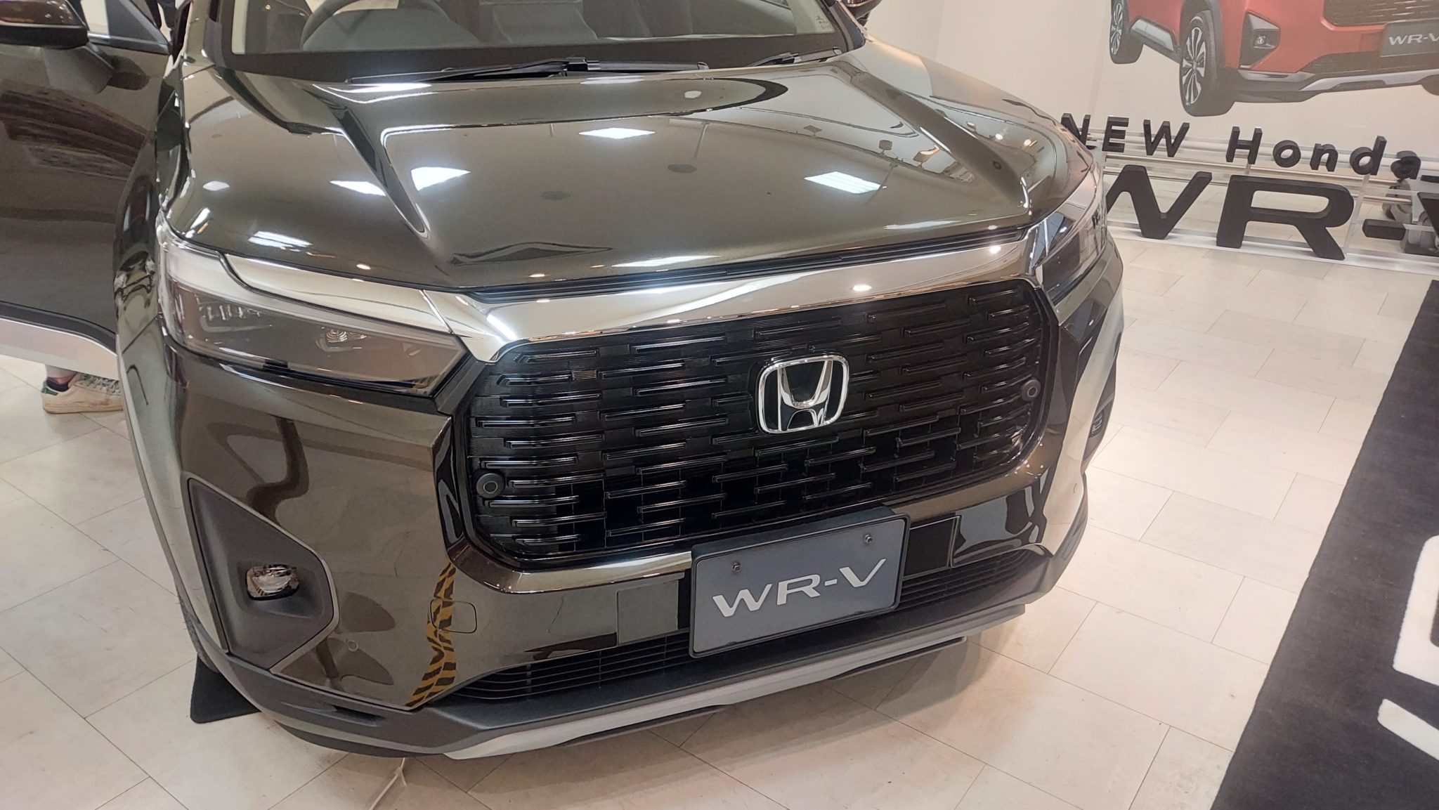 【忖度無し】展示車レビュー・ホンダ新型WRVは安っぽい、省いてココ見てきっとガッカリポイントも…インド生産見直しも? | カードラネット