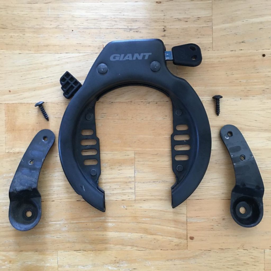 セサミサイクル2自転車用スマートロックをVブレーキクロスバイクなどに装着する方法 | カードラネット